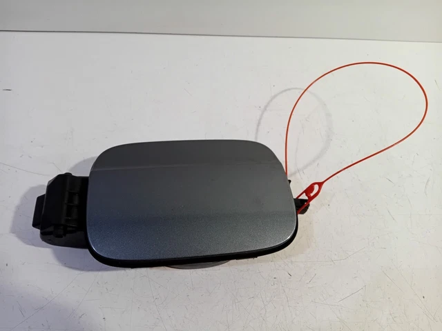 TRAPPE DE RÉSERVOIR de carburant Audi A4 B8 S4 quattro 8K0809999A EUR ...