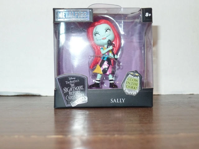 NIGHTMARE BEFORE CHRISTMAS 25 Years Metalfigs Sally Glow in The Dark ...