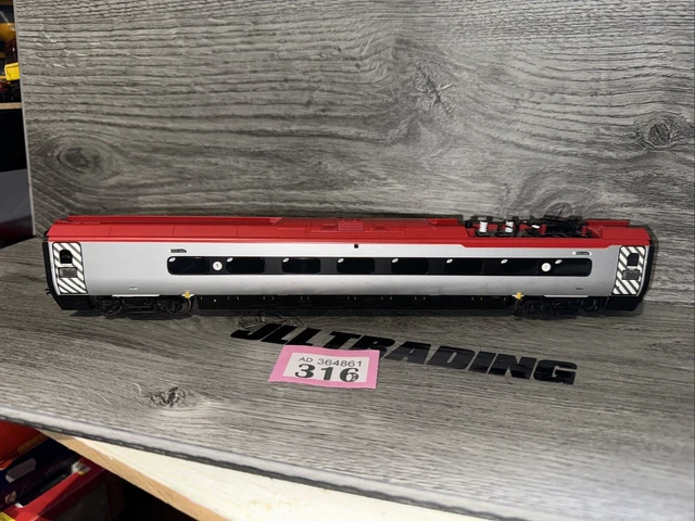 HORNBY OO GAUGE 390 Virgin Pendolino Pantograph Coach 69545 £39.99 ...