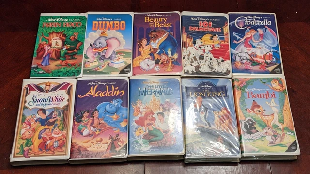 10 DISNEY VHS Little Mermaid ALADDIN 101 Dalmatians DUMBO Robin Hood ...