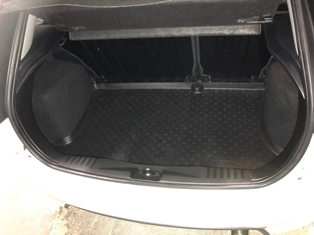 GENUINE FORD FIESTA St150 Van Aperture Body Boot Tailgate Rubber Seal ...