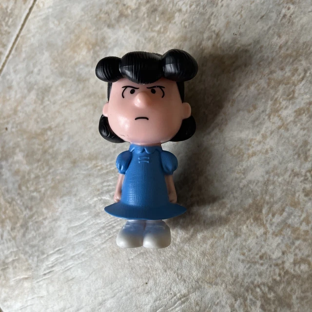 2015 MCDONALD’S TOY - Snoopy Peanuts Movie Lucy Van Pelt £1.00 ...
