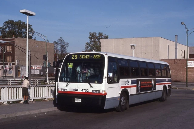 AP: ORIGINAL SLIDE CTA Chicago Transit Authority MC RTS-08 Bus #4752 in ...