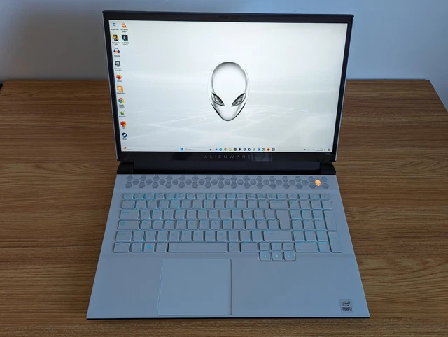 ALIENWARE M17 R4 Gaming Laptop, i7 32GB RAM RTX 3070, 1TB SSD, Mint ...