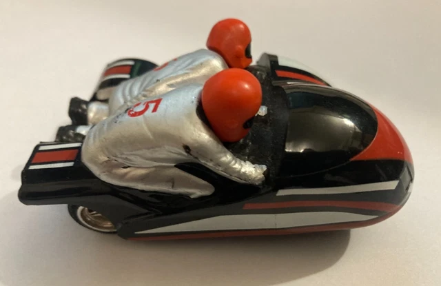 CLASSIC SCALEXTRIC MOTORCYCLE and Sidecar 3-wheeler ‘No 5’ – C281-2 ...