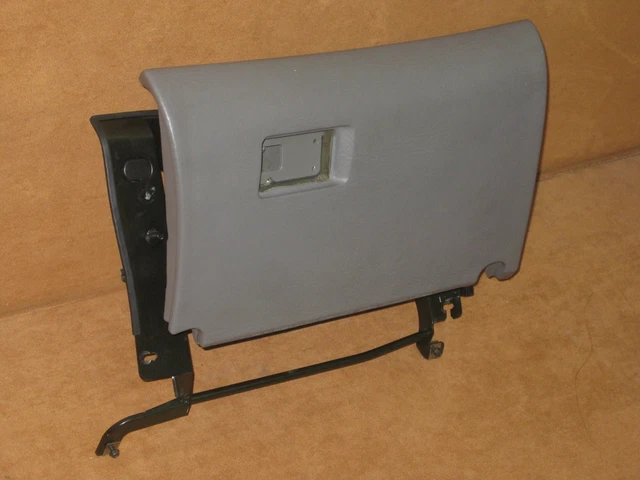 AUDI 80 B4/89 convertible coupe glove compartment dashboard double ...
