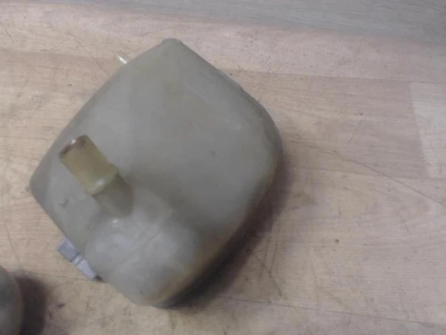 VASE D'EXPANSION RENAULT TWINGO 2 7701477846 EUR 14,90 - PicClick FR