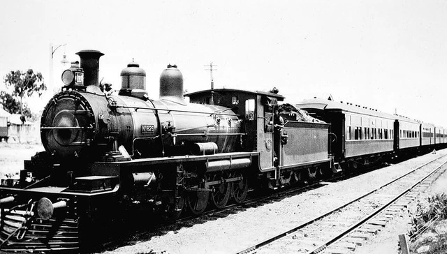 1929 A QGR C19 class steam locomotive No 826 Australia OLD PHOTO $9.00 ...