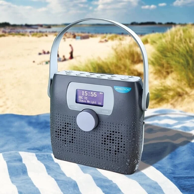 BERGSTROM PORTABLE WATERPROOF Rechargeable Cd/ Radio Player £29.99 ...
