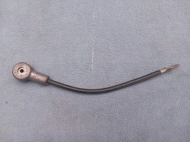 ORIGINAL LUCAS , +ve Battery Terminal Earth Strap . Lead Terminal . 10. ...