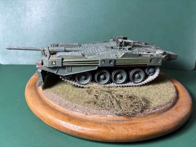 1:35 SWEDISH STRV 103 C Stridsvagn MBT Trumpeter Model gebaut Diorama ...