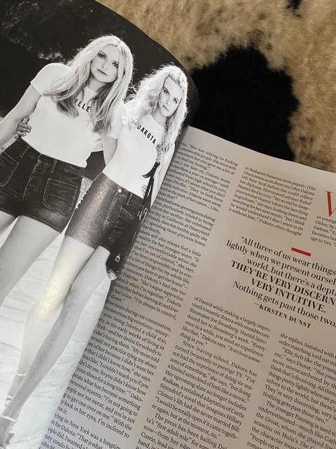 NEW VANITY FAIR Magazine - October 2025 - Dakota & Elle Fanning £3.31 ...