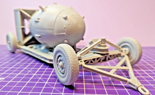 US MARK III Atom Bombe Fat Man mit Trailer Scale 1/16 WW2 EUR 82,00 ...