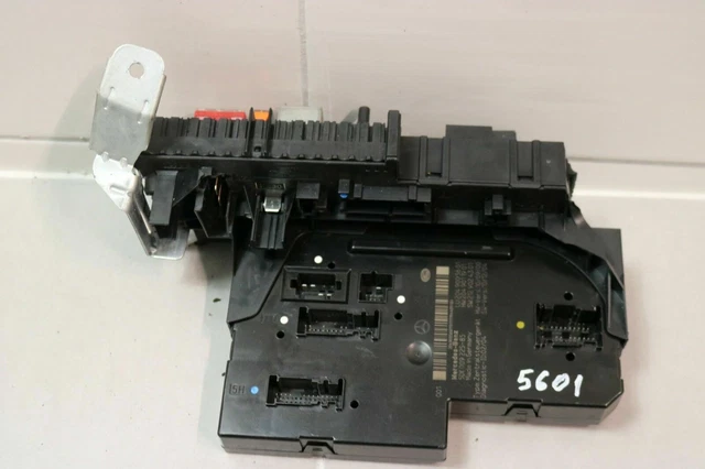 MERCEDES BENZ W204 S204 MOP SAM control unit central electric rear ...