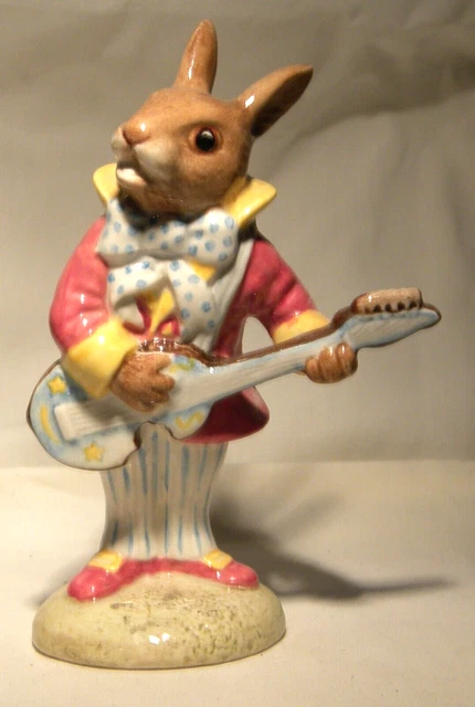 ROYAL DOULTON BUNNYKINS Mr Bunnybeat Strumming Db16 (Br2) £34.99 - PicClick UK