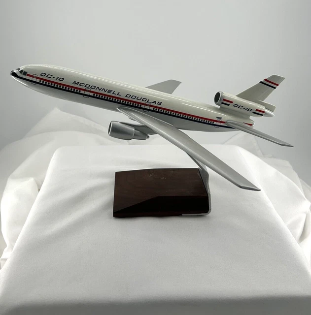 MCDONNELL DOUGLAS DC-10 Desk Top Model Vintage Pacific Miniatures £118. ...