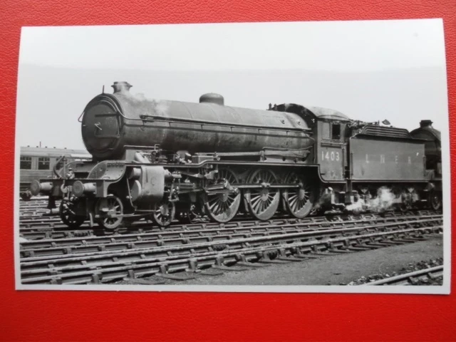 PHOTO LNER Ex Ner B16 Loco 1403 On Shed At York 1947 £2.70 - PicClick UK