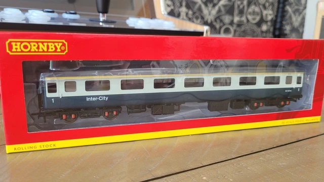 HORNBY R4917A BR Blue Mk2f First Open Coach. Intercity M3374 £1.75 ...