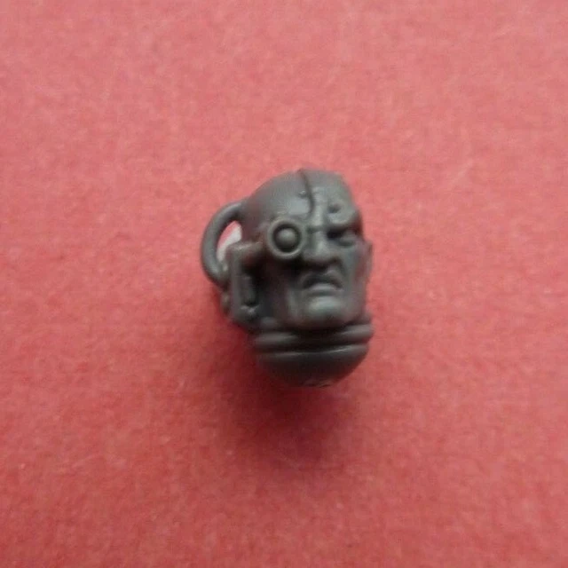 SPACE MARINE PRIMARIS ASSAULT INTERCESSOR BARE HEAD (D) - Bits 40K £1. ...