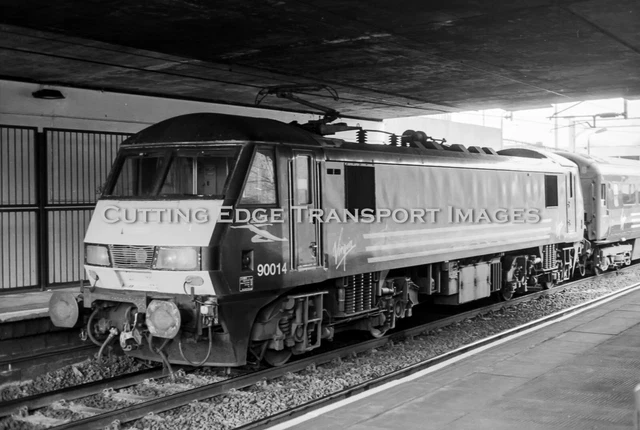 35MM RAILWAY NEGATIVE: Class 90 90014 at Coventry 25/05/2000 42/110/50 ...