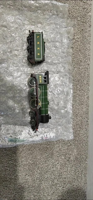 HORNBY LNER 8556 Class B12 4-6-0 Locomotive Model Train *No original ...