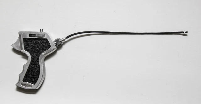 BENCINI UNIVERSAL PISTOL Grip Shutter Release With A Shutter Release ...