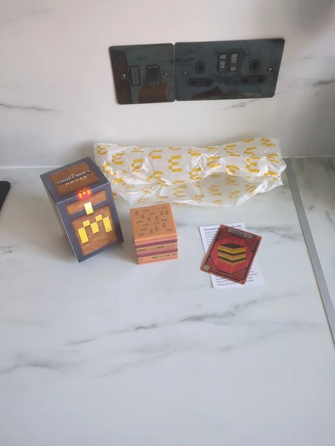 MCDONALDS HAPPY MEAL Toy Minecraft Movie LIMITED EDITION - Big Mac ...