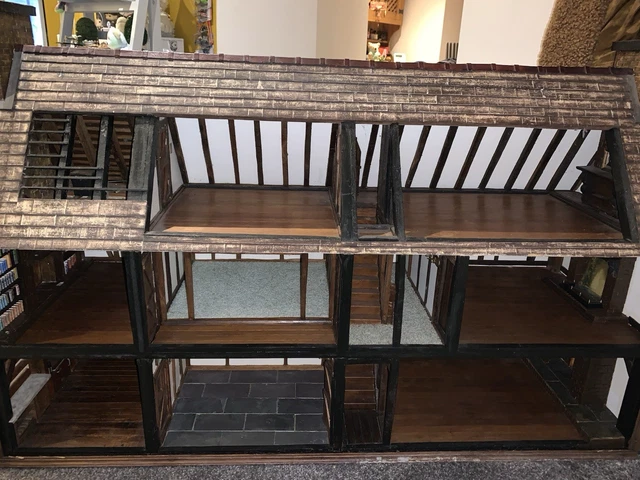 LARGE TUDOR DOLLS House 1/12th Scale £156.70 - PicClick UK