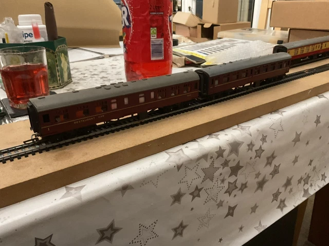 TRIANG OO GAUGE, R229/R224 & R29/221 Restaurant & 1st Class Coaches £25 ...