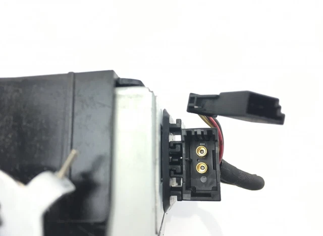 MERCEDES-BENZ CLASSE-ML (W164) VA2025326 Changeur CD A2118705390 ...