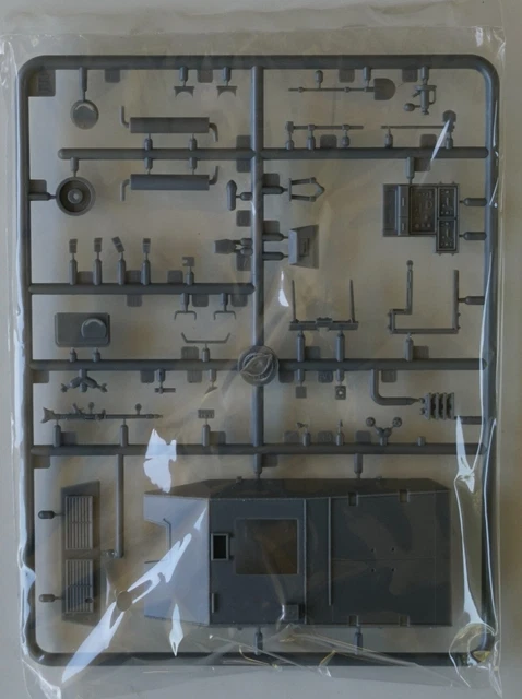 BRONCO MODELS CB35003 1/35 großer Fü-und Beob.Pz 38H (f) Sprue-E only ...