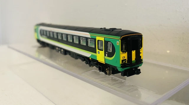 DAPOL ND-114E N Gauge Class 153 DMU London Midland Livery DCC Ready £ ...
