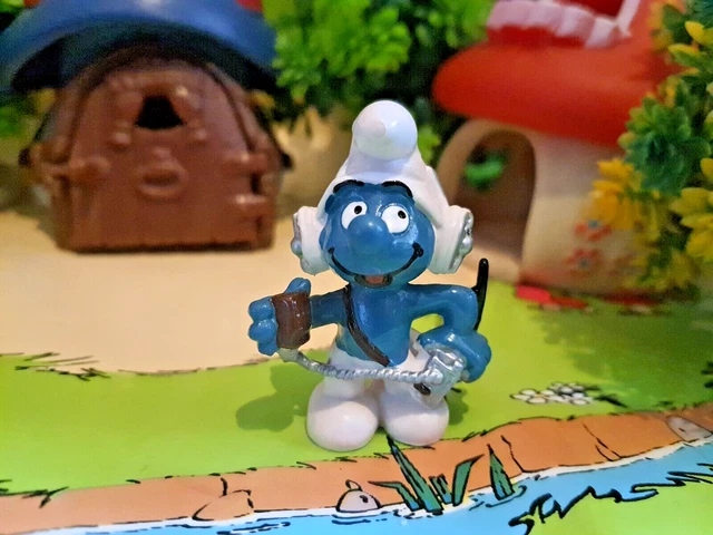 VINTAGE SMURFS / Schlumpf / Schtroumpf / Puffi / Pitufo - Smurf EUR 9 ...
