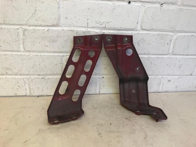 MAZDA MX5 - Mk2 (NB) 98-05 - LOWER RADIATOR BRACKETS - PAIR rad ...