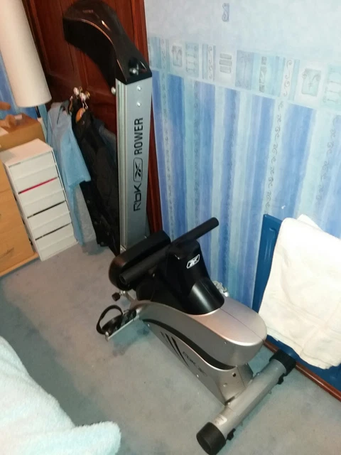 ROWING MACHINE. REEBOK RBK 5 Series rower. RE-12402 (local delivery ...