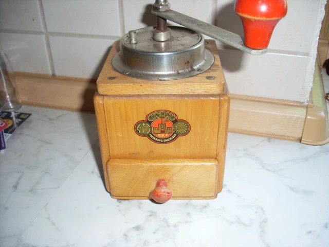 MASSIVE ALTE KAFFEEMÜHLE , Kaffeemühle ,Fredeburg Sauerland , Burg-Mühle EUR 16,00 - PicClick DE