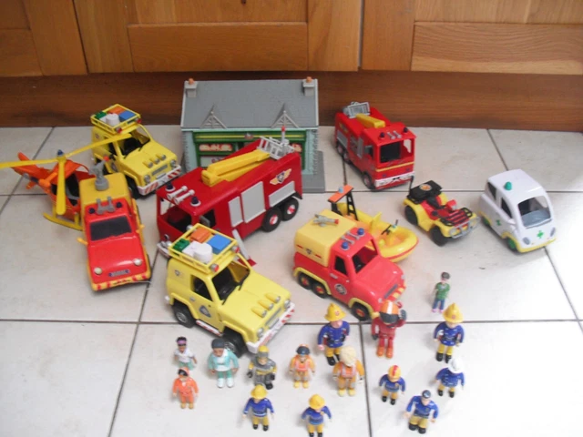 FIREMAN SAM VEHICLES, Buildings And Figures £7.99 - PicClick UK