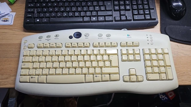 RETRO LOGITECH ACCESS Y-SR34 RT7R13 Media Enhanced Keyboard UK Layout ...