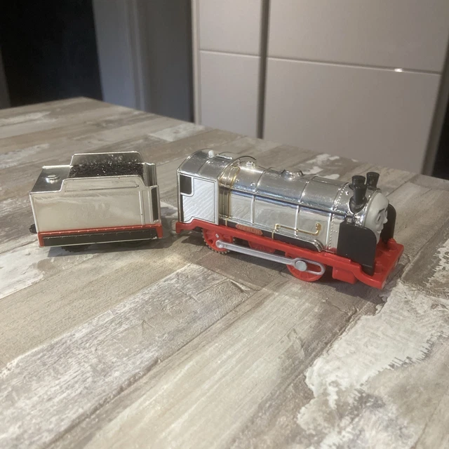 THOMAS & FRIENDS MOTORISED TRACKMASTER TRAIN - CHROME MERLIN - VGC ...