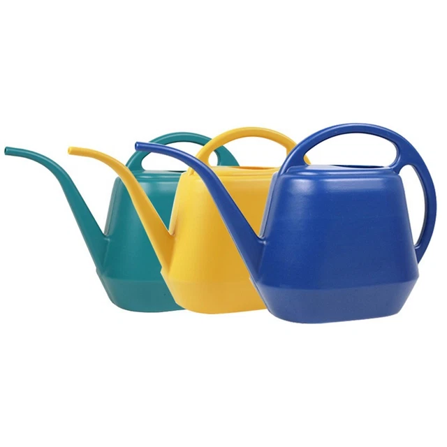 LIGHTWEIGHT AND ERGONOMIC 2L plastic For watering kettle for hassle ...