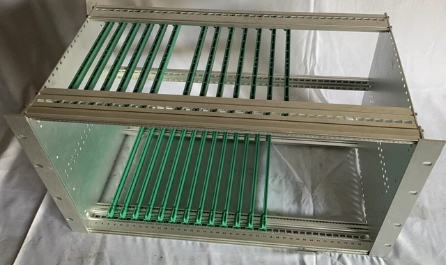 4U MODULAR SYNTH Euro Rack Type 19” Rack Mount Case - Used £150.00 ...