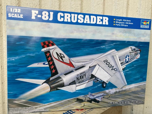TRUMPETER # 02273 1/32nd SCALE F-8J CRUSADER MODEL KIT EUR 63,21 ...