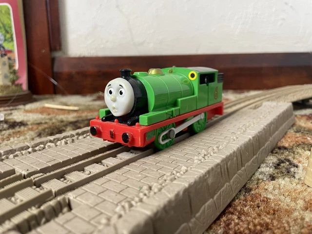THOMAS AND FRIENDS Tomy Trackmaster Scared Face Percy £11.00 - PicClick UK