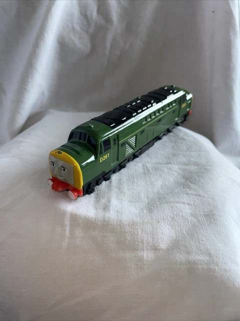 THOMAS THE TANK Engine & Friends ERTL Diesel D261 Train Diecast - 2001 ...