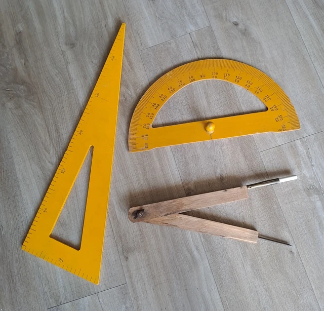 ECOLE AUTREFOIS: ANCIENS Compas Equerre Rapporteur Bois Tableau Noir ...