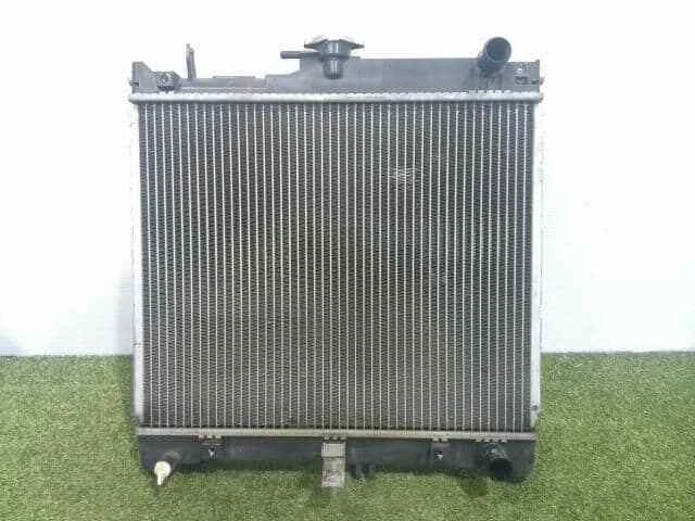 SUZUKI JIMNY 2000 GH-JB23W Radiator 1770081A00 [Used] [PA100394330] £ ...