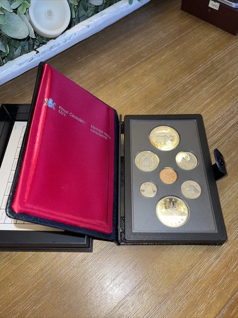 ROYAL CANADIAN MINT 1985 7 Coin Proof Set- includes 2 Dollar coins with COA £19.63 - PicClick UK