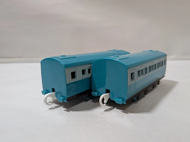 THOMAS & FRIENDS TOMY Plarail Trackmaster Connor Passenger Coach Set ...