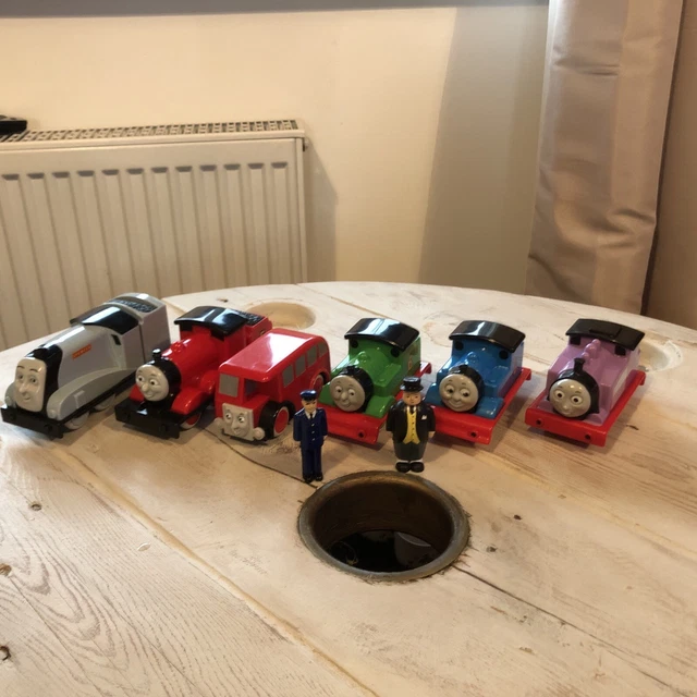 THOMAS THE TANK Engine Bundle Golden Bear Trains £30.00 - PicClick UK