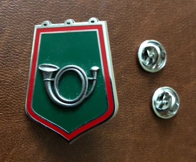 INSIGNE MILITAIRE 1ER 2eme regiment chasseur g4475 armee cor Arthus Bertrand EUR 3,00 - PicClick FR